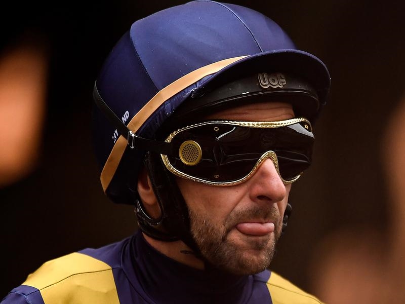 Larry Cassidy overcomes kidney stones to ride | Just Horse Racing