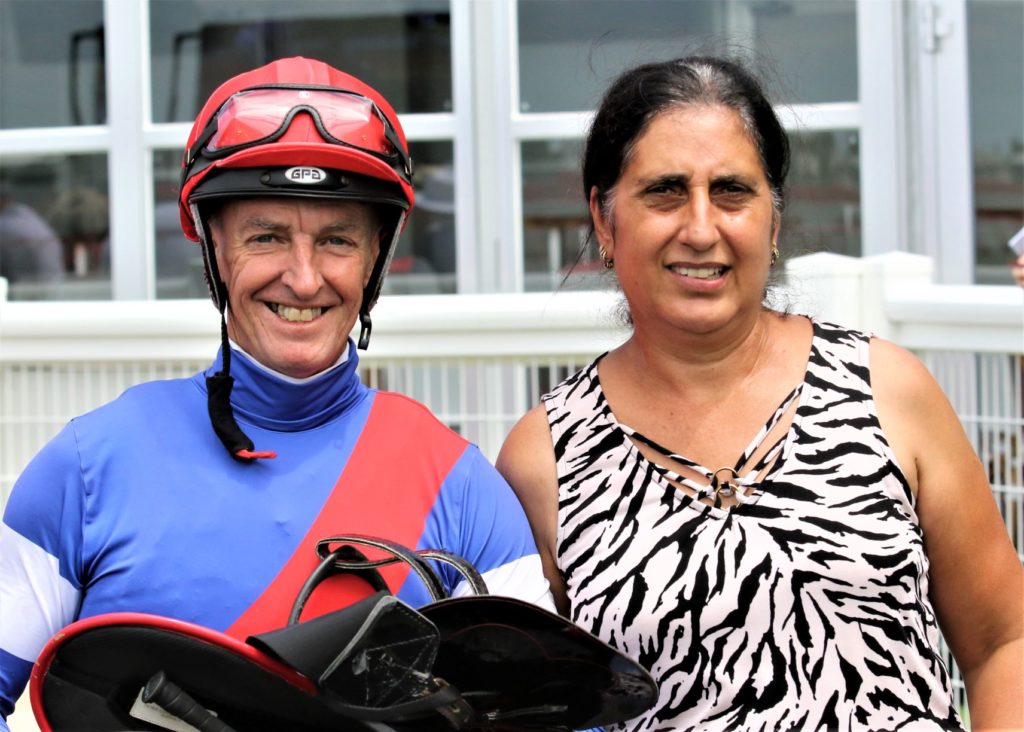 Tina Cotsiopoulos takes on the countries biggest trainers | Just Horse ...