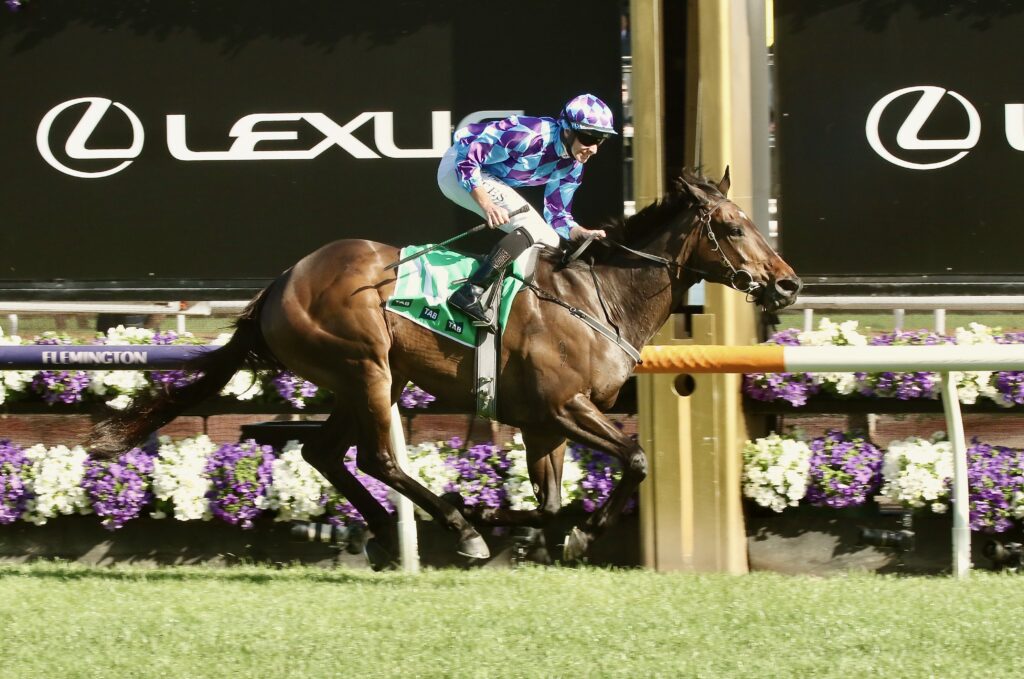 Bates and Jenni dash away for Empire Rose Stakes win | Just Horse Racing