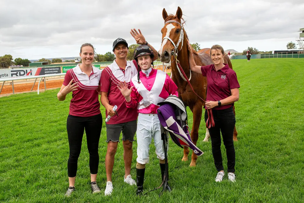 Azzopardi makes the most of strong book | Just Horse Racing