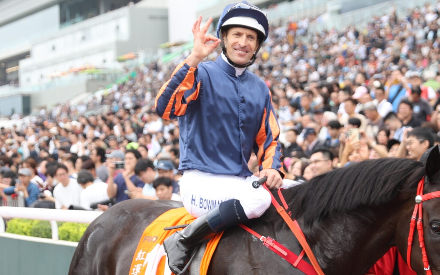 Hugh Bowman rides Happy Valley treble | Just Horse Racing