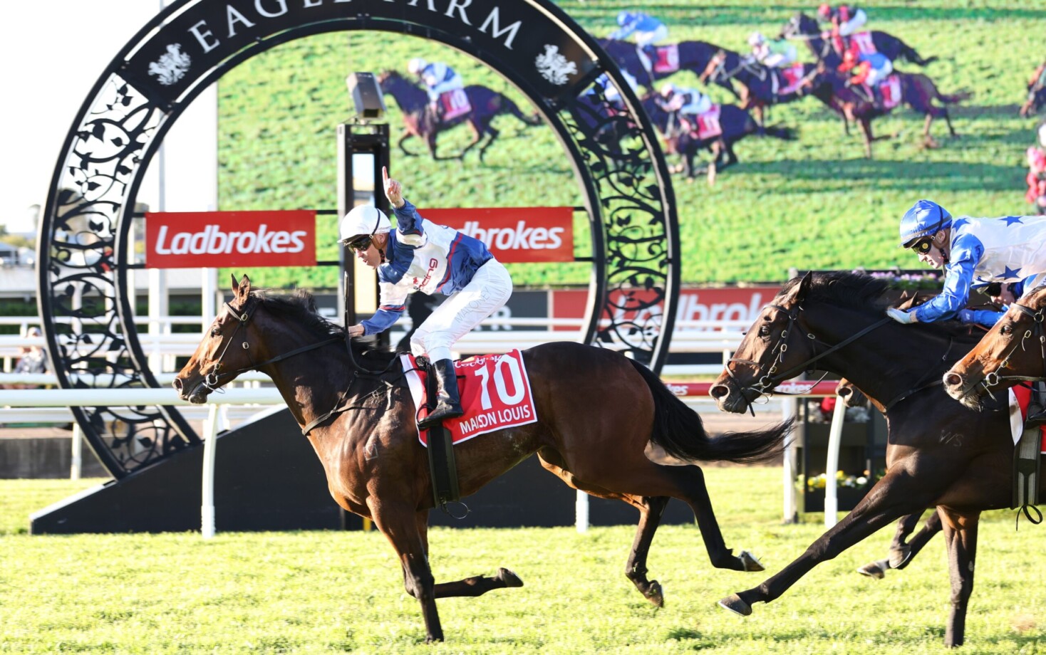 O’Shea and Charlton notch Queensland Derby quinella | Just Horse Racing