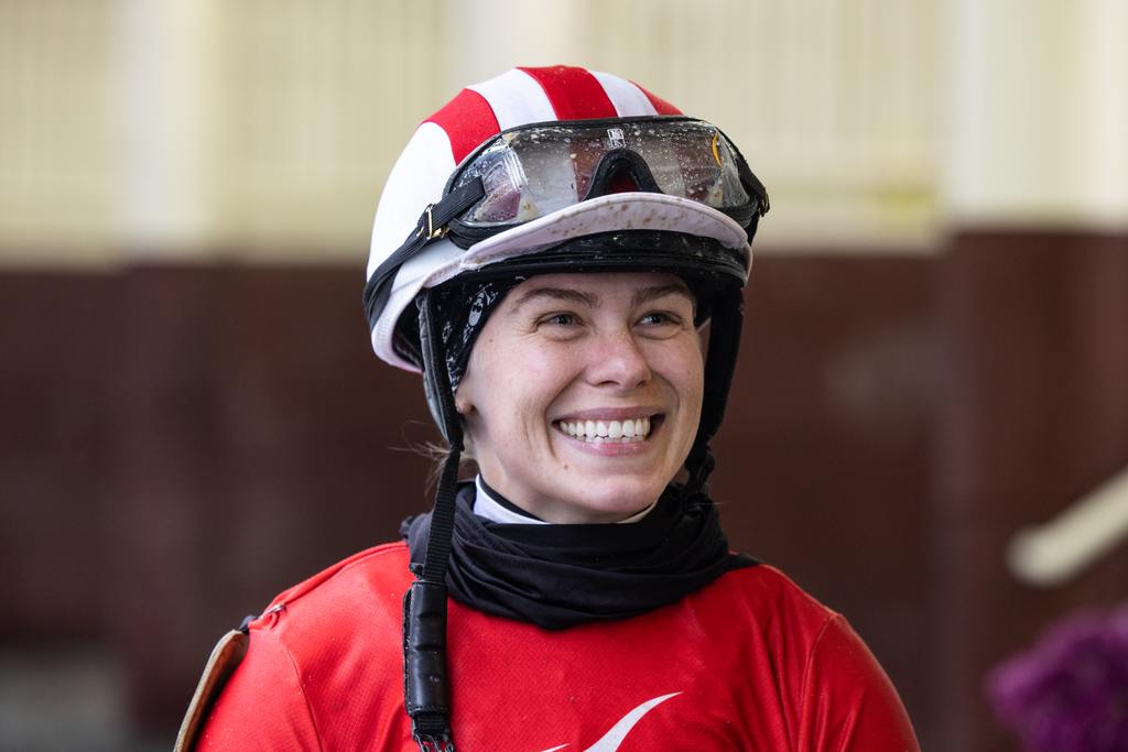 Katie Davis wows the Shergar Cup | Just Horse Racing